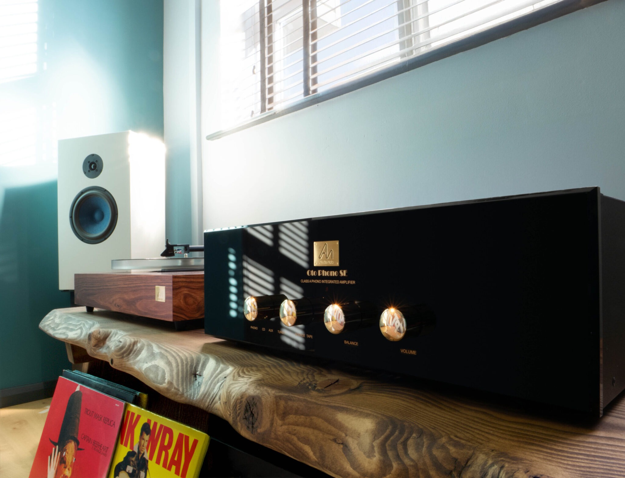 Audio Note (UK) Marks 35 Years of the Oto Integrated Amplifier with ...